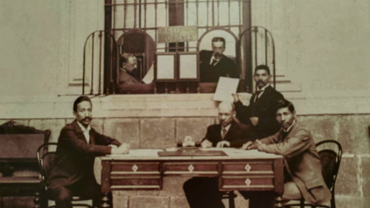 Banamex celebra 142 años de solidez financiera en México - Darío Celis ...